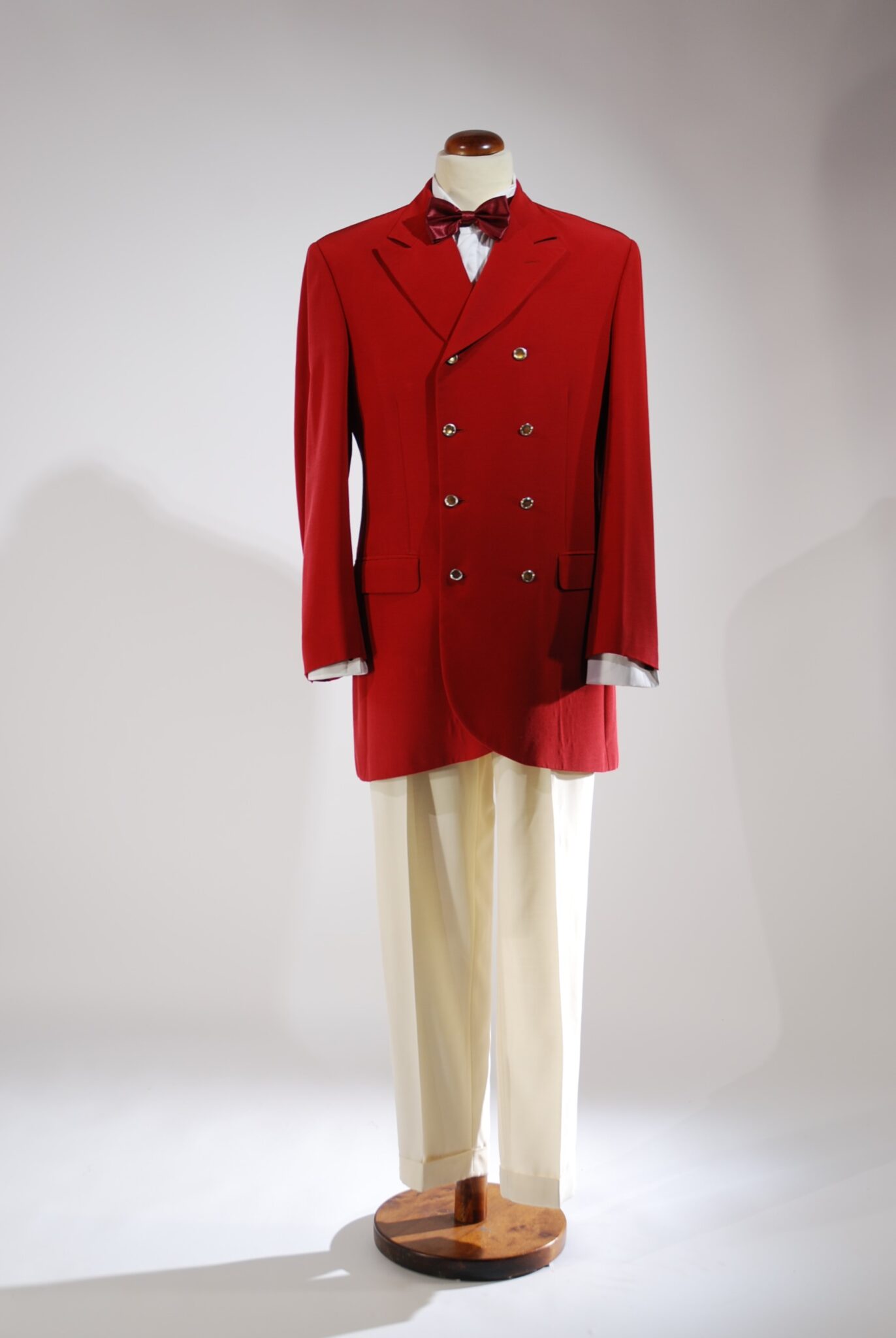 Abiti cerimonia uomo - Noleggio costumi e abiti d'epoca